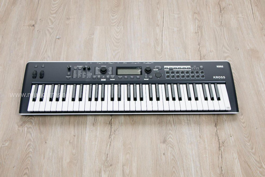 คีย์บอร์ด Korg Kross 2 61 Keys (Black / White / Colors Limited Edition ...
