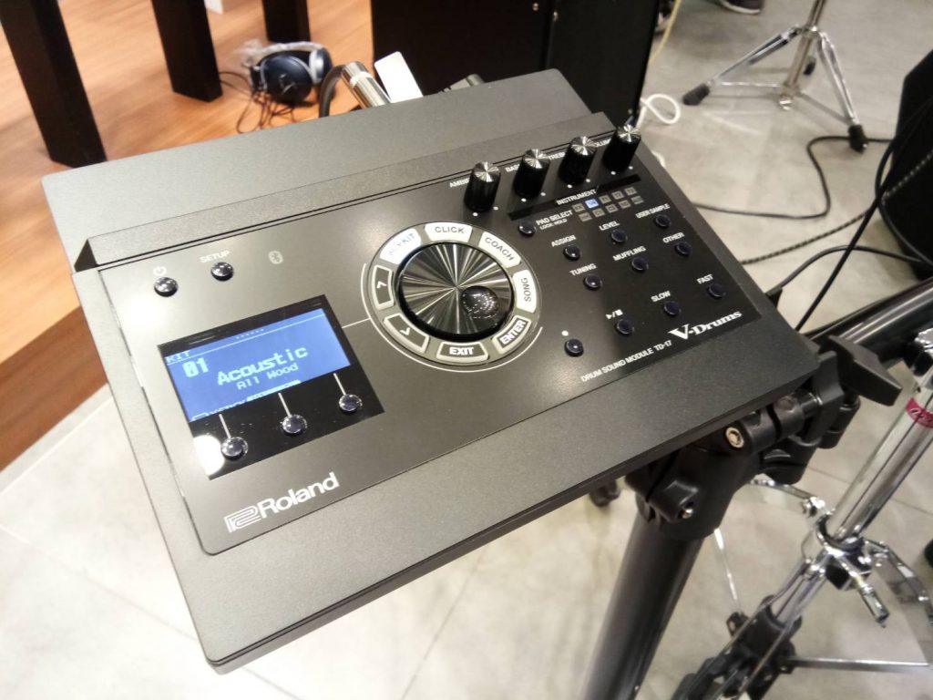 กลองไฟฟ้า Roland TD-17 KVX - Music Arms 6สาขา ผ่อน0% ราคาพิเศษ