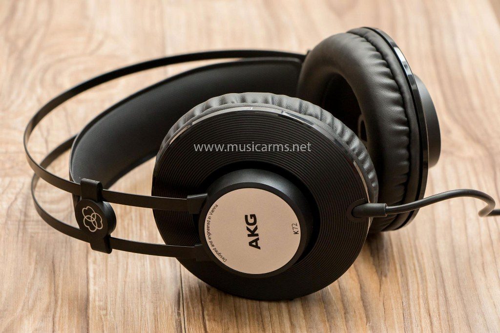 หูฟัง AKG K72 | ซื้อเครื่องดนตรีราคาพิเศษ ร้าน 5 สาขา มีบริการจัดส่ง| MUSIC ARMS