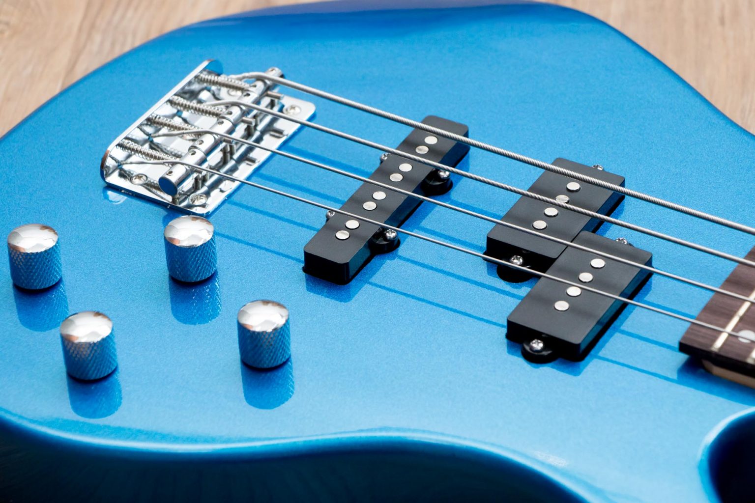 Gusta IB4 | Music Arms ศูนย์รวมเครื่องดนตรี ตั้งแต่เริ่มต้น ถึงมืออาชีพ ...