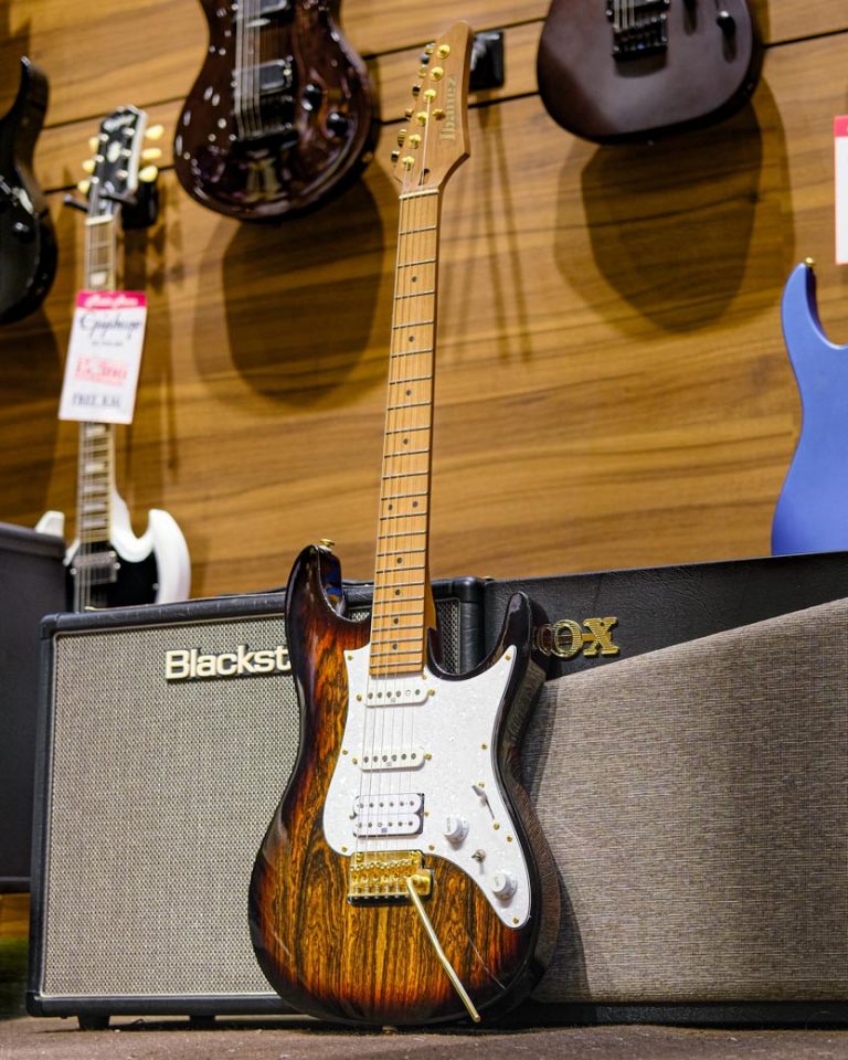Ibanez Premium AZ224BCG | Music Arms ศูนย์รวมเครื่องดนตรี ตั้งแต่ ...