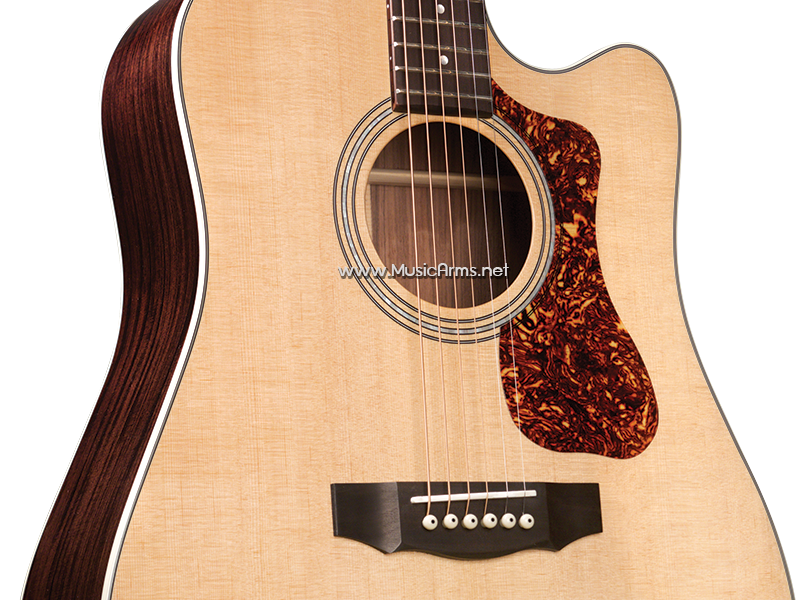 กีต้าร์โปร่งไฟฟ้า Guild D-150ce Close up body | Music Arms