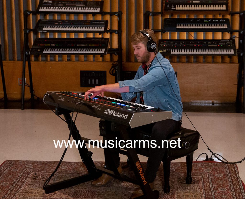 Roland JUPITER-X sound | Music Arms