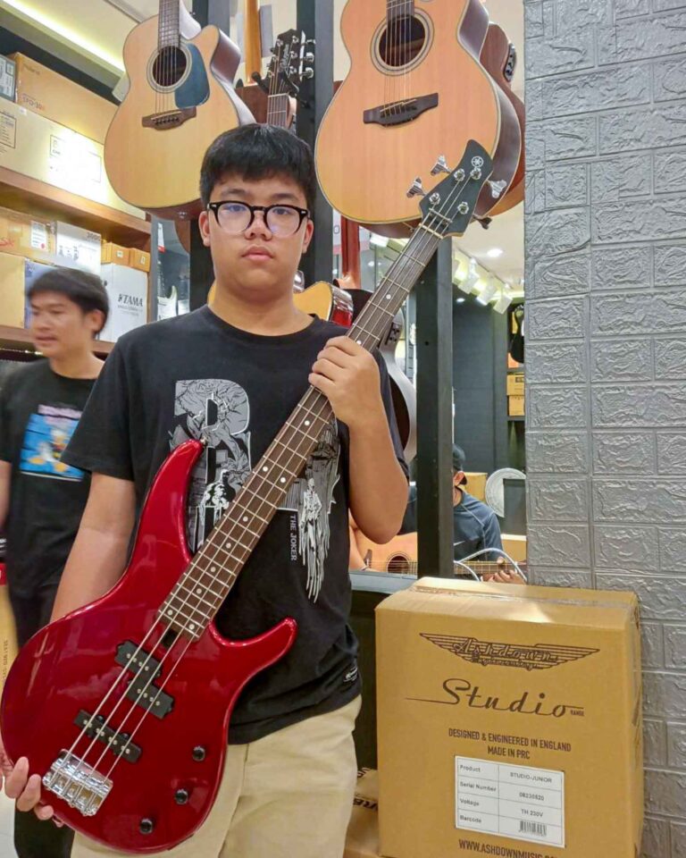 Ashdown Studio JNR แอมป์เบส 15Watts | Music Arms ศูนย์รวมเครื่องดนตรี ...