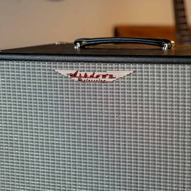 Ashdown Studio 15 แอมป์เบส 300Watts | Music Arms ศูนย์รวมเครื่องดนตรี ...