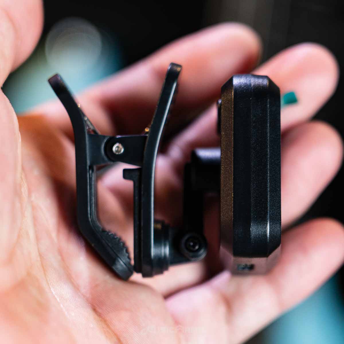 Fzone K9 Rechargeable Clip-On Tuner เครื่องตั้งสาย | Music Arms ศูนย์ ...