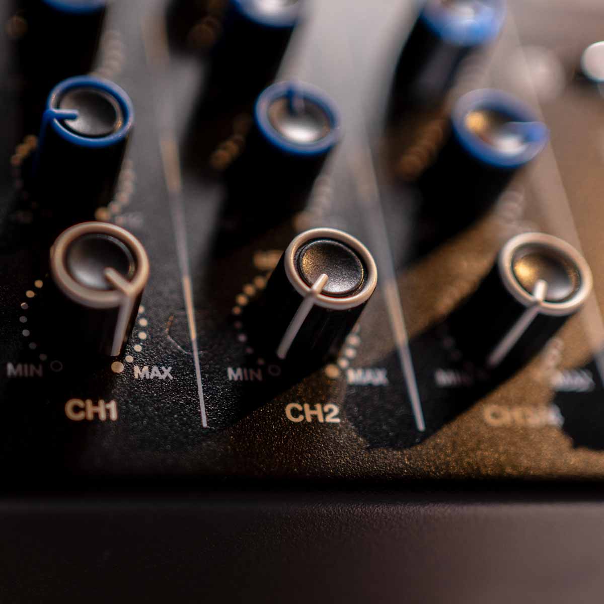 Peavey LN 1063 ลำโพงคอลัมน์ | Music Arms ส่งฟรี 13 สาขา