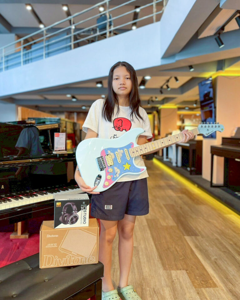Gusta GST-125 Bonnie Star กีตาร์ไฟฟ้า | Music Arms ศูนย์รวมเครื่องดนตรี ...